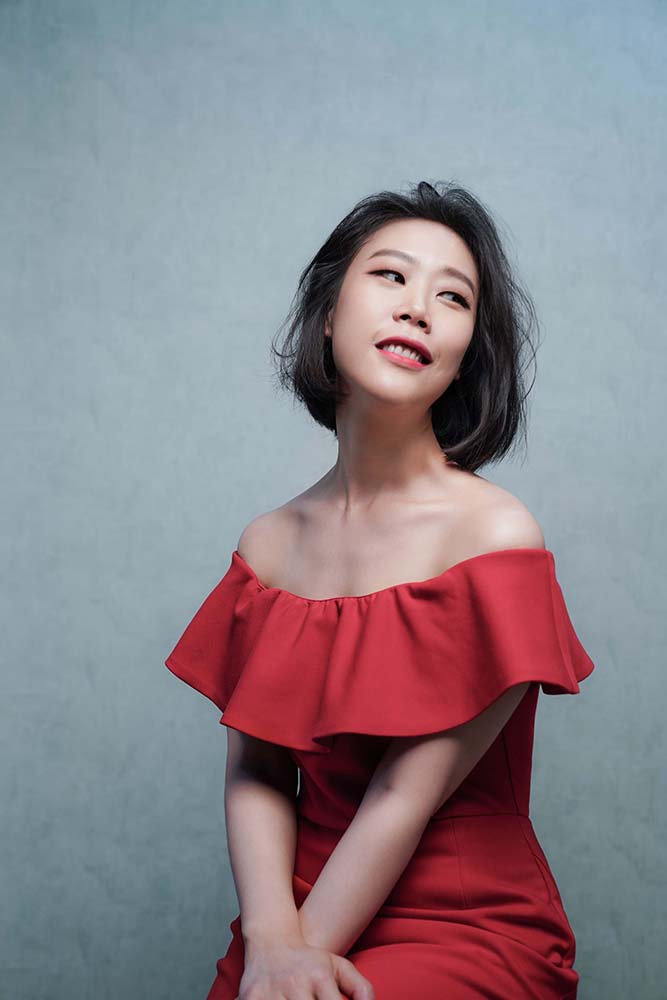 Photo Gallery • Yeol Eum Son